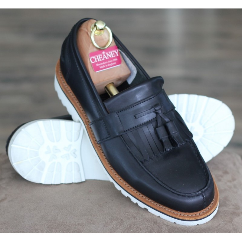 Cheaney Specials J1299-24 black split-toe tassel loafer UK Men's Size 8